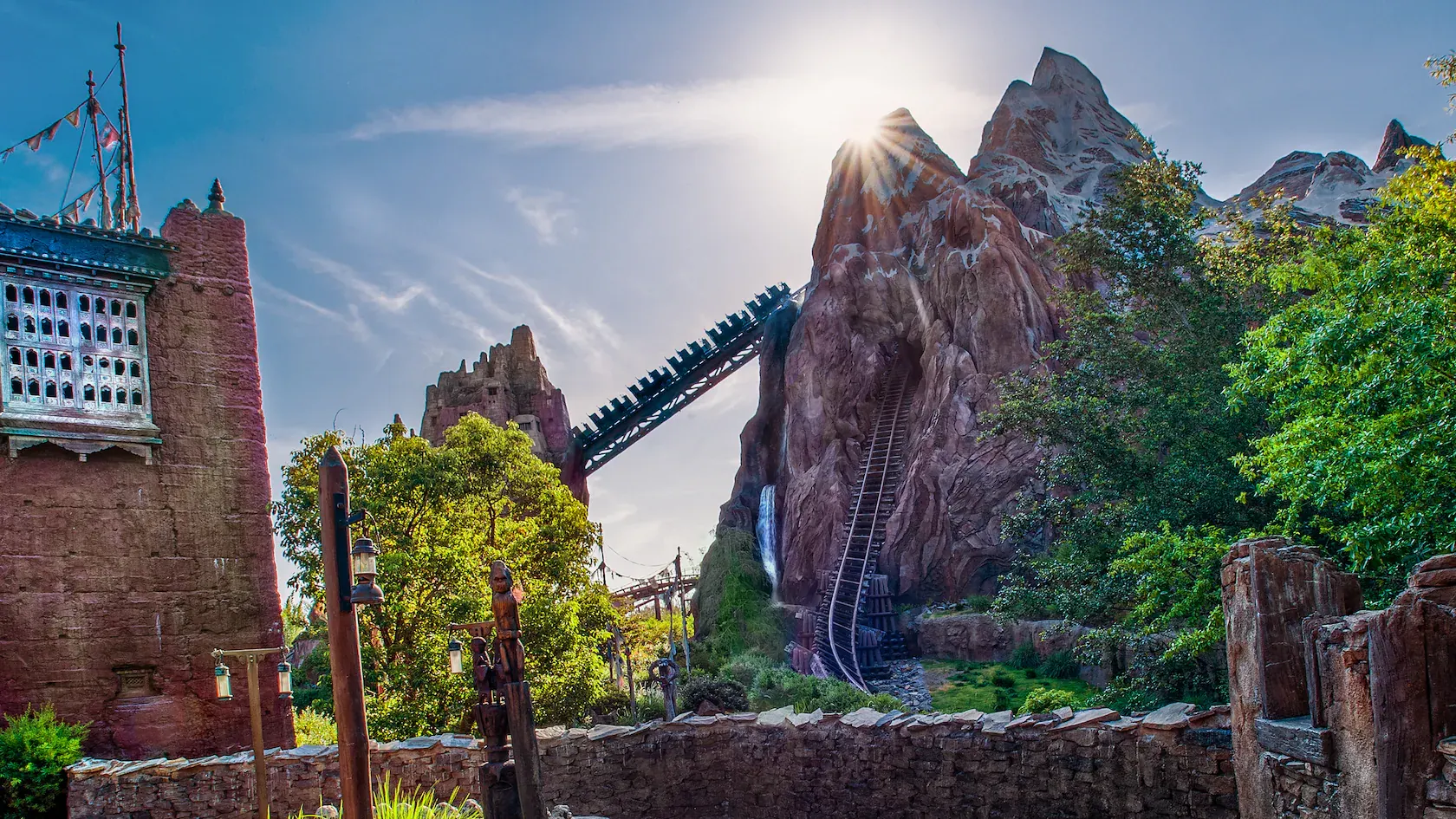 Expedition Everest at Animal Kingdom - Complete Guide & Secrets | Magic ...